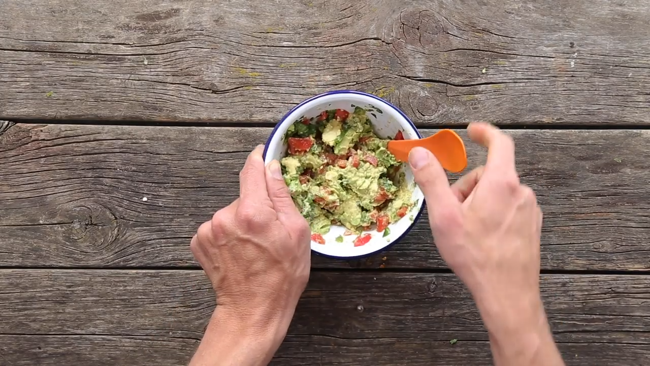 Spicy Guacamole Burger with Jalapeno Mayo - Sprig and Flours