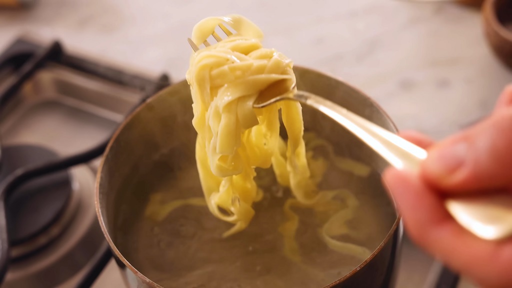 How to Make Italian Homemade Pasta? - Sprig and Flours