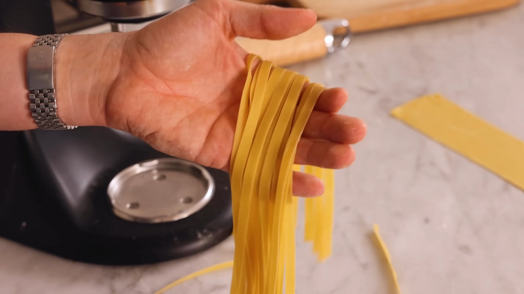 How to Make Italian Homemade Pasta? - Sprig and Flours