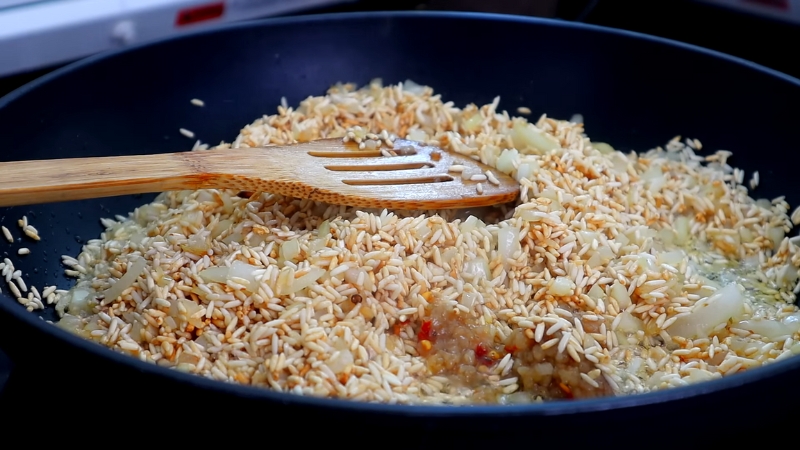 Easy Moe’s Seasoned Rice Recipe You Can Make Today - Sprig and Flours